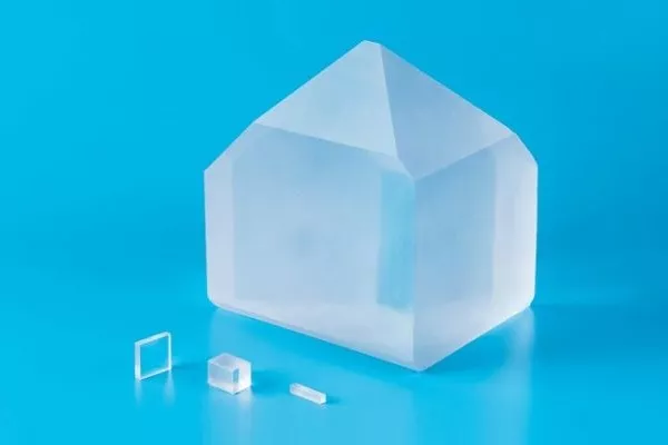 Nonlinear Crystals ADP