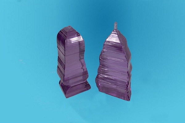 LASER ACTIVE CRYSTAL: KGW